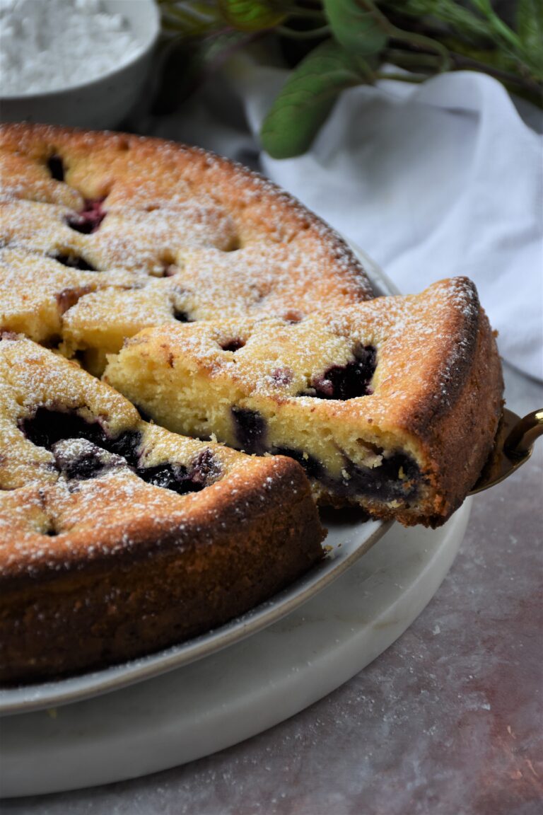 Mixed Berry Cake with Mascarpone